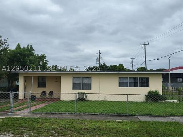 2 bedroom luxury Villa for rent in Miami Shores, Florida