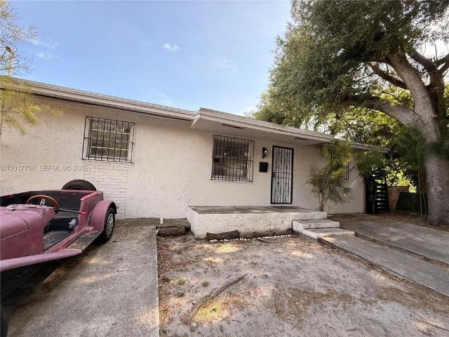 2 bedroom luxury Villa for rent in Miami Shores, Florida