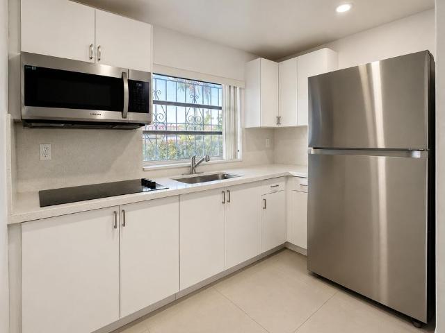 2 bedroom luxury Villa for rent in Miami, United States