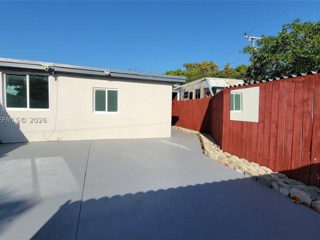 2 bedroom luxury Villa for rent in North Miami, United States