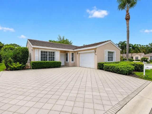2 bedroom luxury Villa for rent in Aventura, Florida
