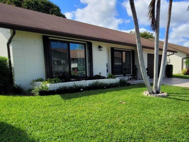 2 bedroom luxury Villa for rent in Aventura, Florida