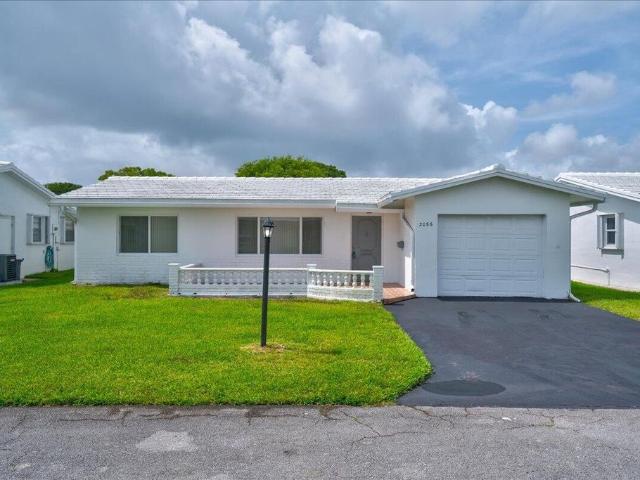 2 bedroom luxury Villa for rent in Boynton Beach, United States