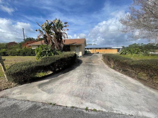 2 bedroom luxury Villa for rent in Fort Pierce, Florida