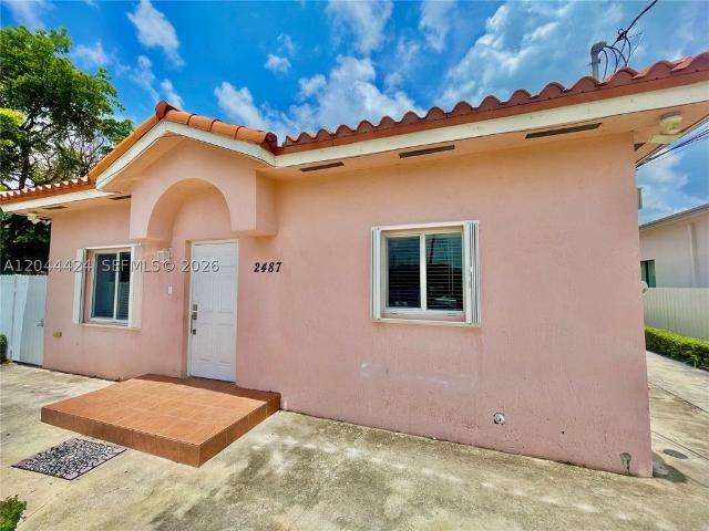 2 bedroom luxury Villa for rent in Hialeah, United States