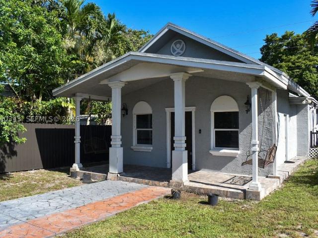 2 bedroom luxury Villa for rent in Hollywood, Florida