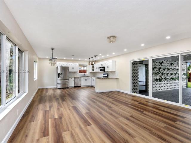 2 bedroom luxury Villa for rent in Hollywood, Florida