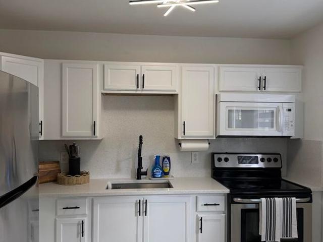 2 bedroom luxury Villa for rent in Lake Worth, United States