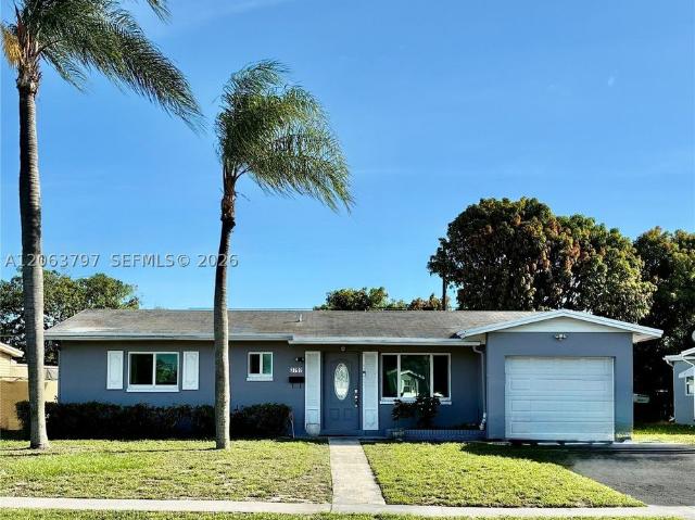 2 bedroom luxury Villa for rent in Lauderdale Lakes, Florida