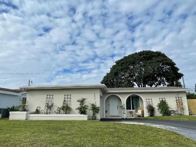 Luxury Villa for rent in Sunrise, United States