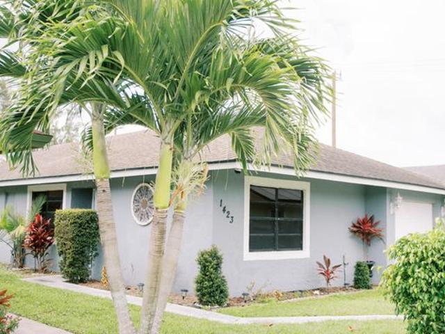 2 bedroom luxury Villa for rent in West Palm Beach, United States