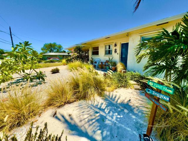2 bedroom luxury Villa for rent in West Palm Beach, United States