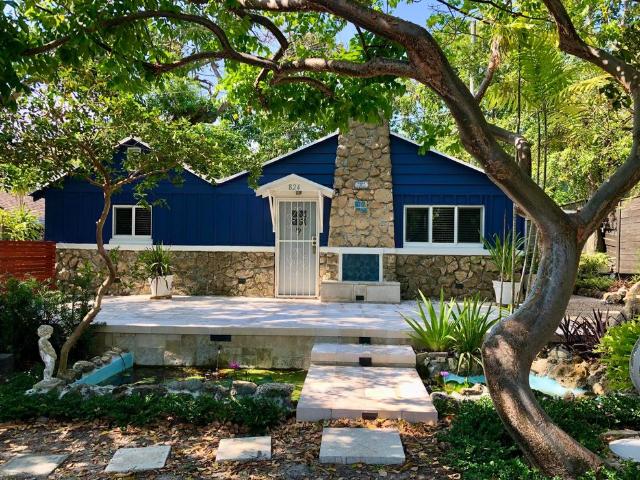 2 bedroom luxury Villa for rent in West Palm Beach, Florida
