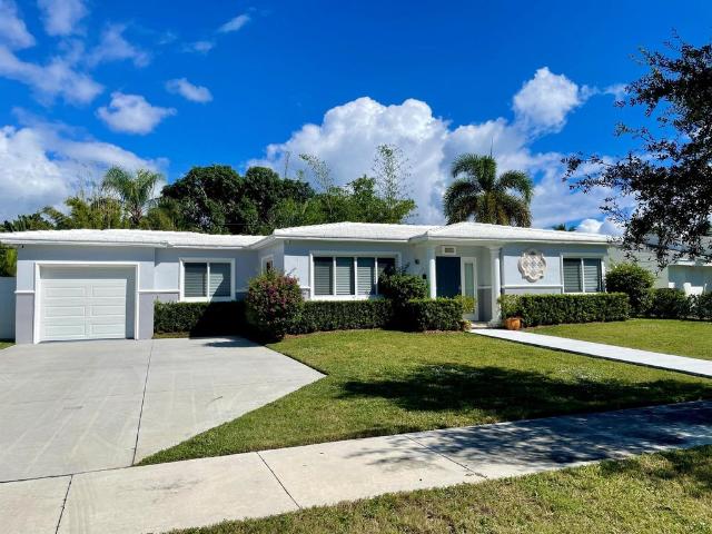 2 bedroom luxury Villa for rent in West Palm Beach, Florida