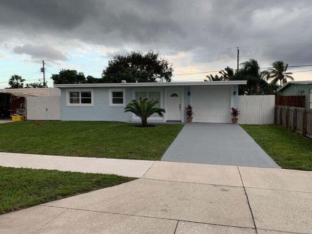 2 bedroom luxury Villa for rent in West Palm Beach, Florida