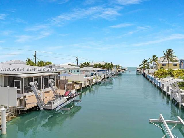 2 bedroom luxury Villa for sale in Marathon, Florida