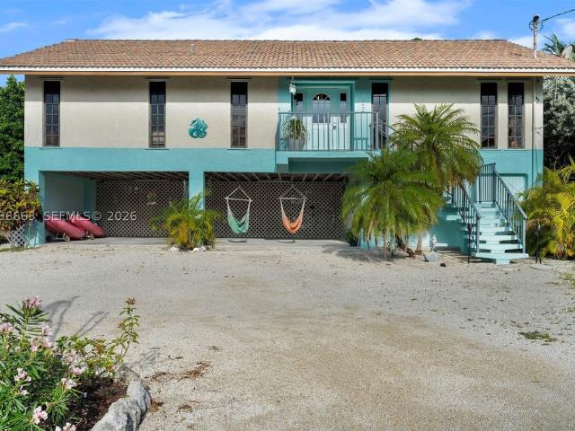 2 bedroom luxury Villa for sale in Marathon, Florida