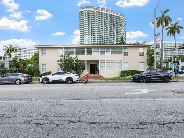 2 bedroom luxury Villa for sale in Miami Beach, Florida