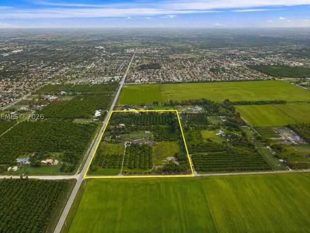 2 bedroom luxury Villa for sale in Miami, Florida