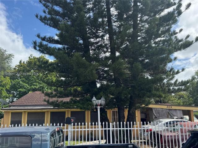 2 bedroom luxury Villa for sale in Miami Heights Trailer Park, United States