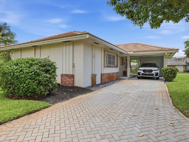 2 bedroom luxury Villa for sale in Atlantis, United States