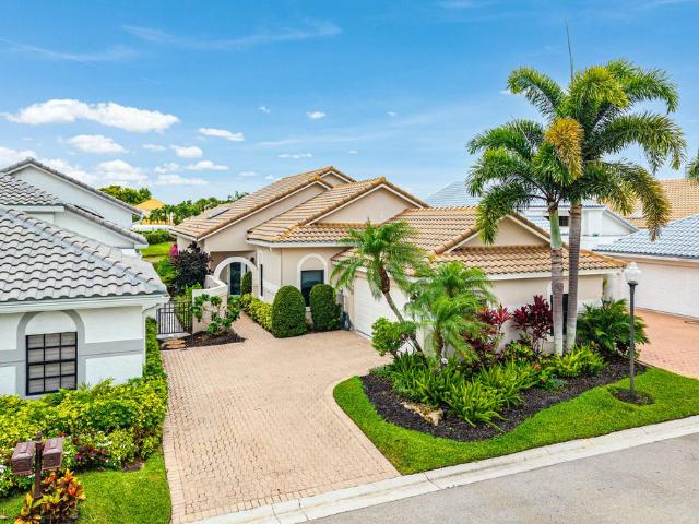 2 bedroom luxury Villa for sale in Boca Raton, Florida