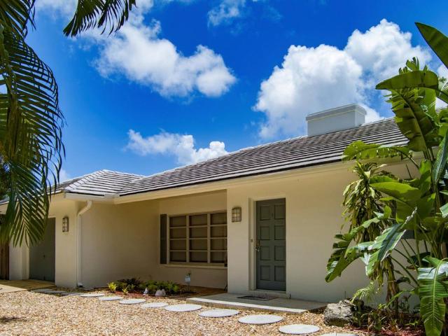 2 bedroom luxury Villa for sale in Boca Raton, Florida