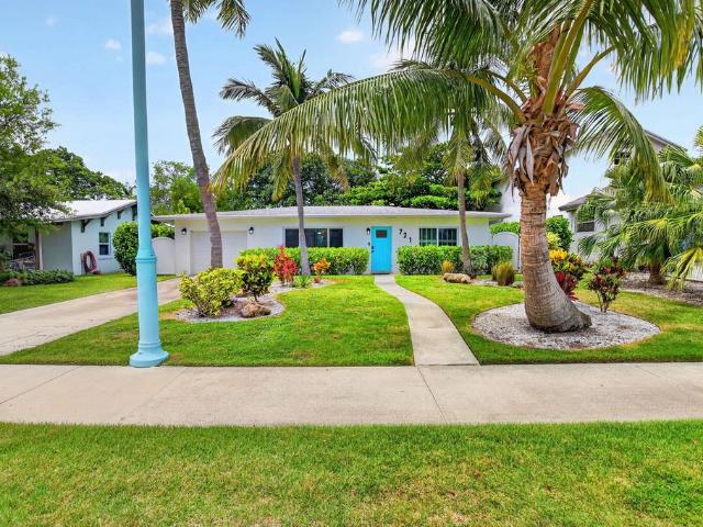 2 bedroom luxury Villa for sale in Boynton Beach, Florida