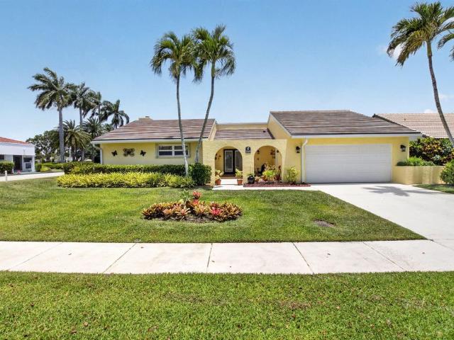 2 bedroom luxury Villa for sale in Boynton Beach, Florida