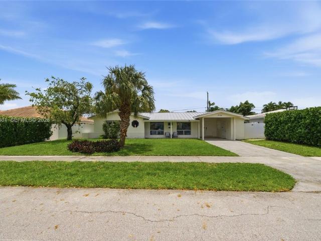 2 bedroom luxury Villa for sale in Fort Lauderdale, Florida