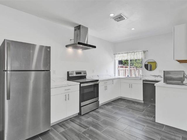 2 bedroom luxury Villa for sale in Fort Lauderdale, Florida