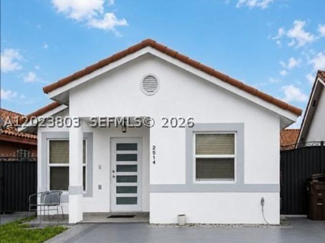 2 bedroom luxury Villa for sale in Hialeah, United States