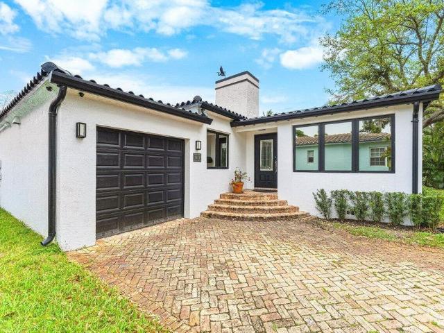 3 bedroom luxury Villa for sale in Hollywood, Florida