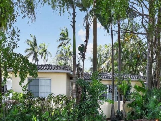2 bedroom luxury Villa for sale in Hollywood, Florida