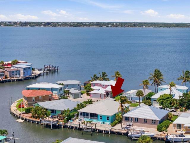 2 bedroom luxury Villa for sale in Jensen Beach, United States