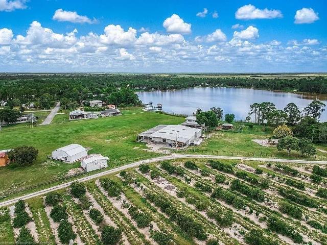 2 bedroom luxury Villa for sale in Lake Placid, Florida