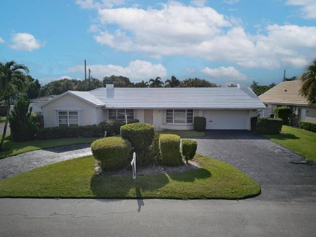 2 bedroom luxury Villa for sale in Lighthouse PT, Florida