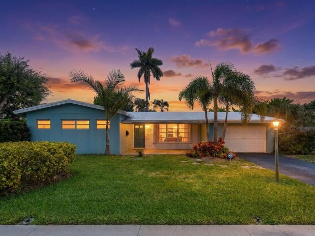 2 bedroom luxury Villa for sale in Lighthouse PT, United States