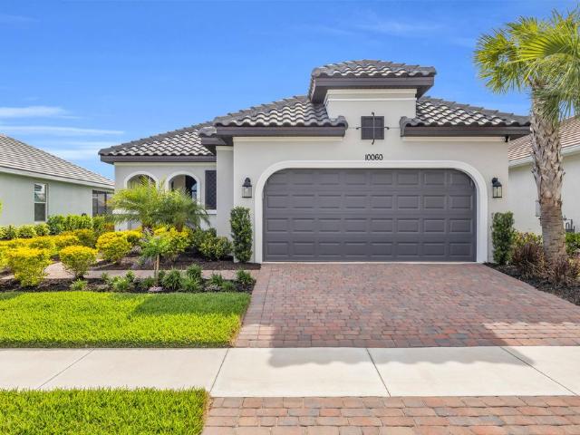 2 bedroom luxury Villa for sale in Port Saint Lucie, Florida