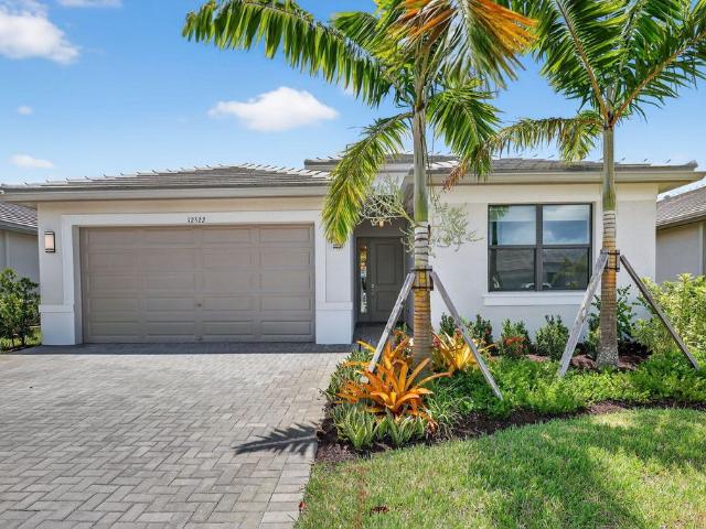 2 bedroom luxury Villa for sale in Port Saint Lucie, Florida