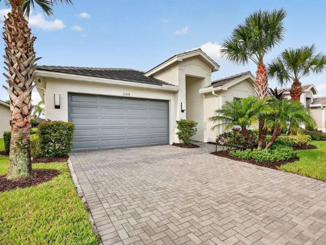 2 bedroom luxury Villa for sale in Port Saint Lucie, Florida