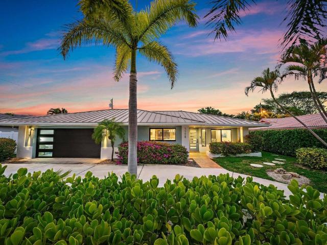 2 bedroom luxury Villa for sale in Riviera Beach, United States