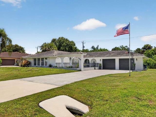 2 bedroom luxury Villa for sale in Stuart, United States