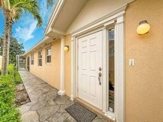 2 bedroom luxury Villa for sale in Wellington, Florida