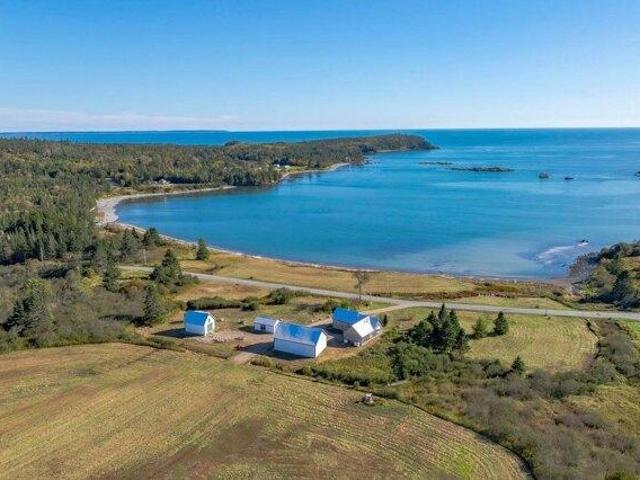 2 bedroom, Lubec ME 04652 104788260