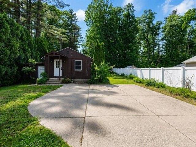 2 bedroom, Ludlow MA 01056 104851514