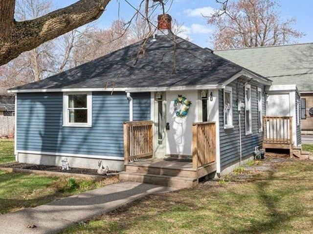 2 bedroom, Lunenburg MA 01462 102592013
