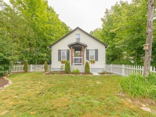 2 bedroom, Lunenburg MA 01462 104542525