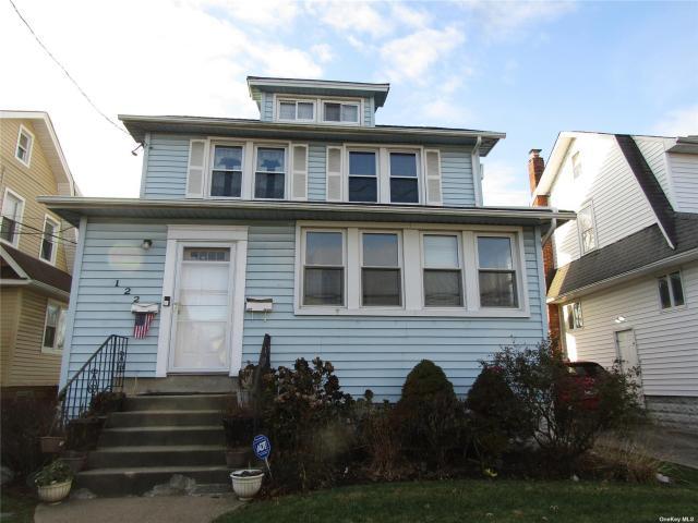 2 bedroom, Lynbrook NY 11563 LS72692418