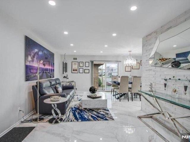 2 bedroom, Lyndhurst NJ 07071 104869657